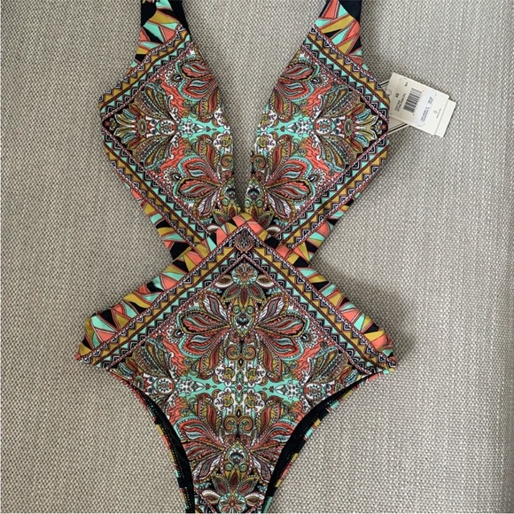 Volcom | Swim | Nwot Volcom Stone Row Onepiece Swimsuit Xs | Poshmark